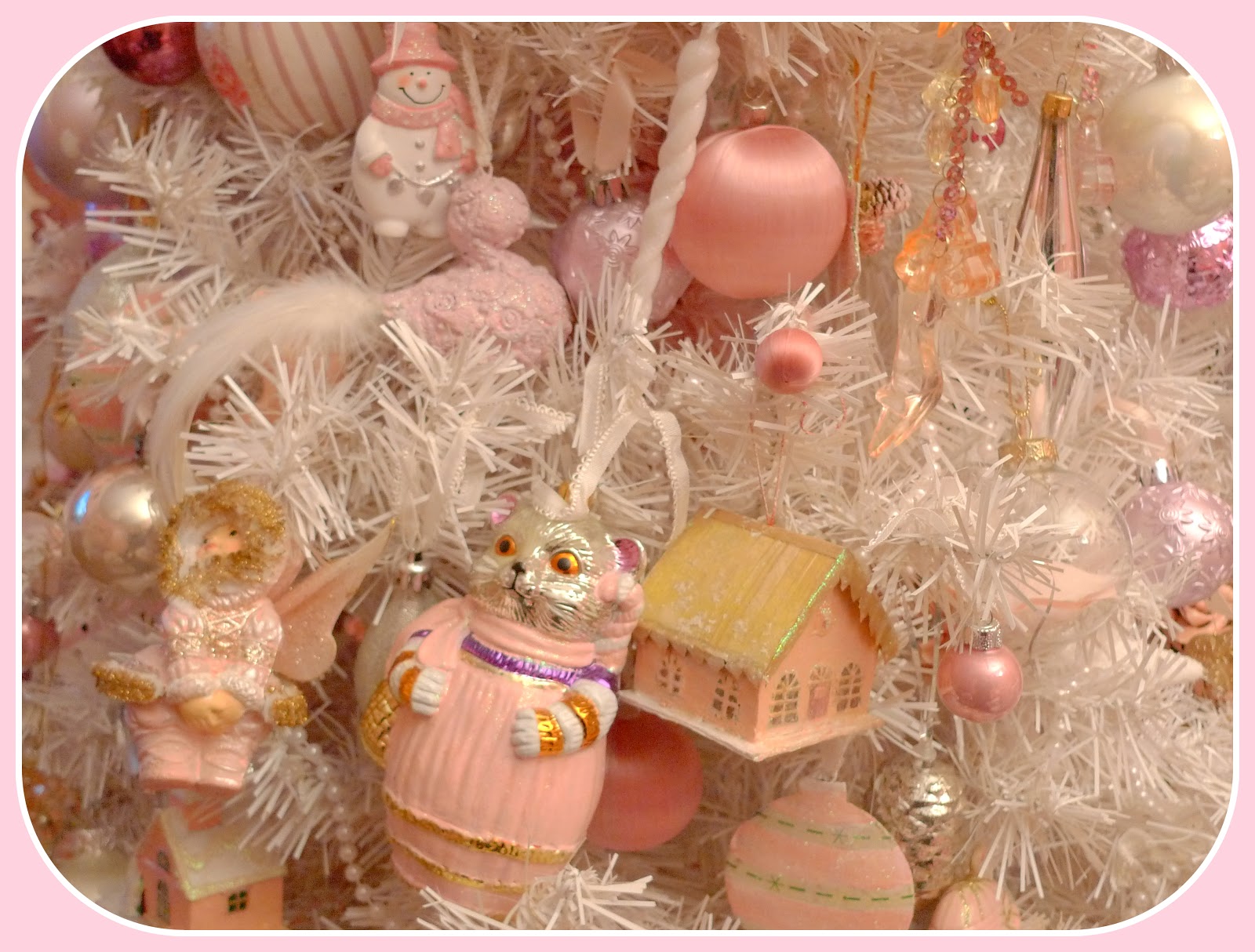 MY SHABBY FRENCH LIFE : SAPIN ROSE ET BLANC OU SAPIN BLANC ET ROSE