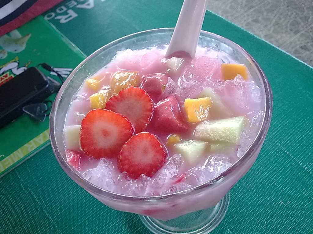 Resep dan Cara Membuat es buah | Aneka Resep Makanan Resep dan Cara Membuat es buah | Aneka Resep Makanan