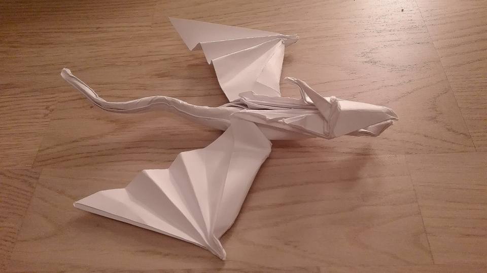 TRISTAN JA ORIGAMI: Draakon