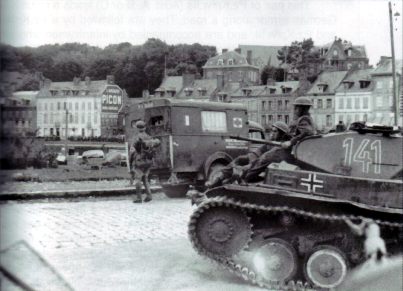 Panzermänner: Panzer II of 7. Panzer-Division in a French Town