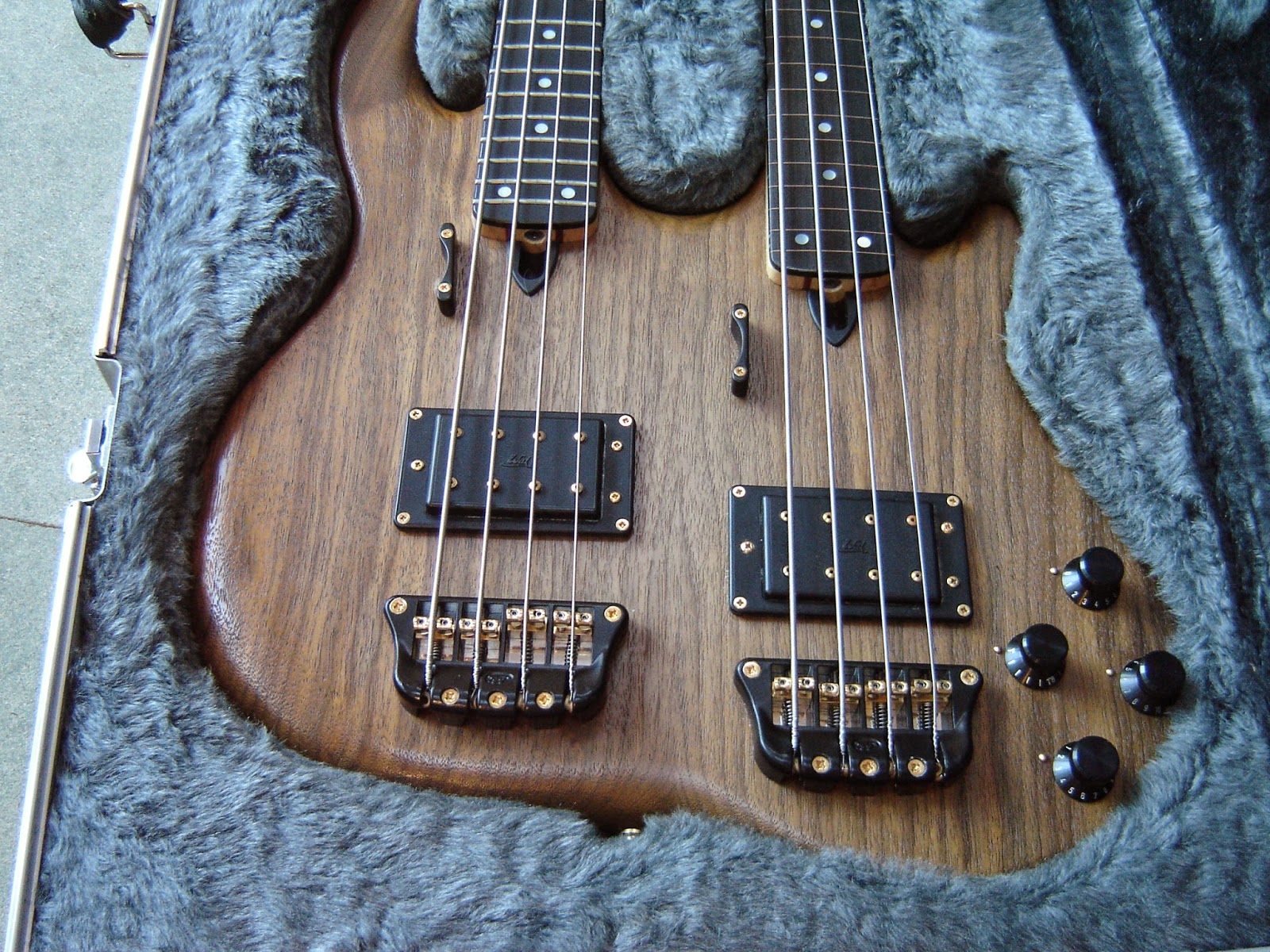 A HISTORY OF WAL BASSES: Wal MB4 midi bass