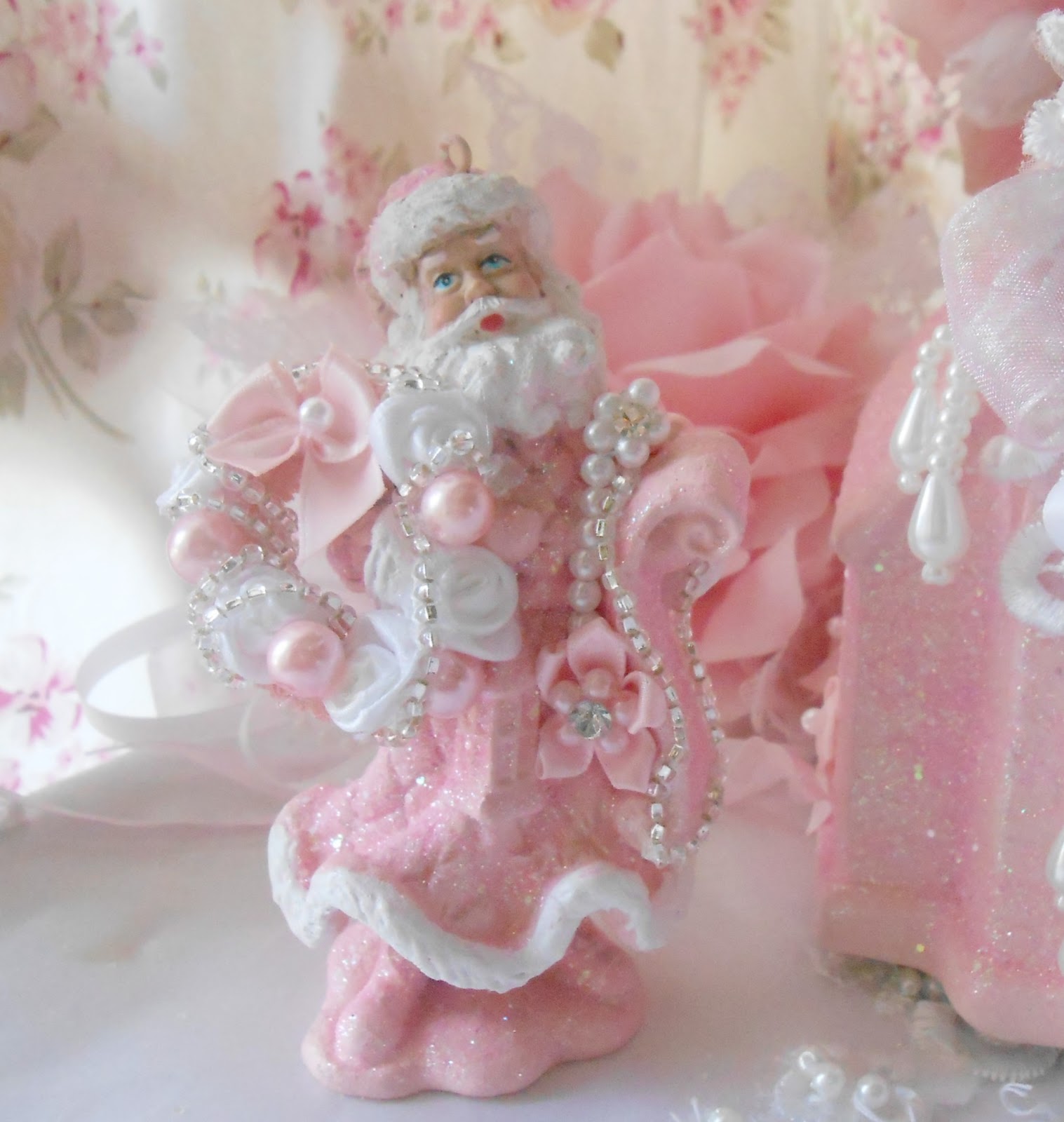 Olivia's Romantic Home: Pink Christmas in July