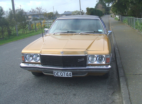 MOBIL EXTREME: Mobil Tua Klasik Cantik Menawan Hati