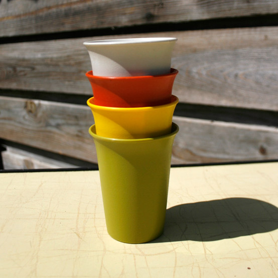 La puce au grenier - décoration vintage: Gobelets Tupperware vintage