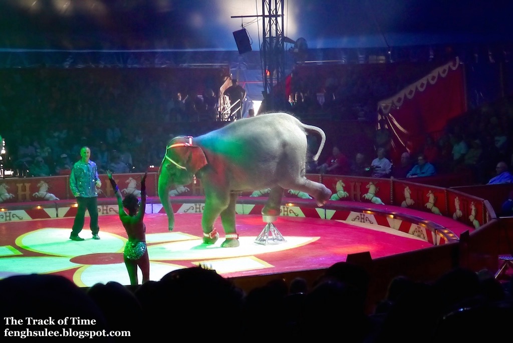 Big E 2016 - Circus Spectacular | The Track of Time