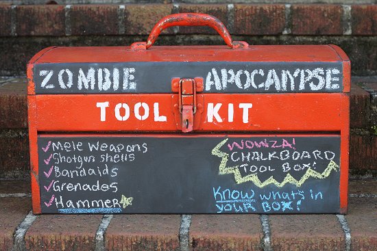 Chalkboard Toolbox DIY: For Your Tools....or a Zombie Apocalypse