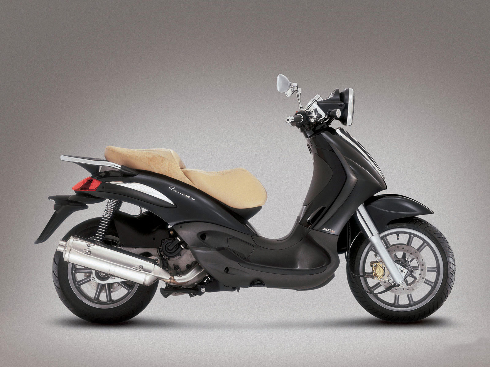 Piaggio Scooter pictures. 2007 Beverly Cruiser 500