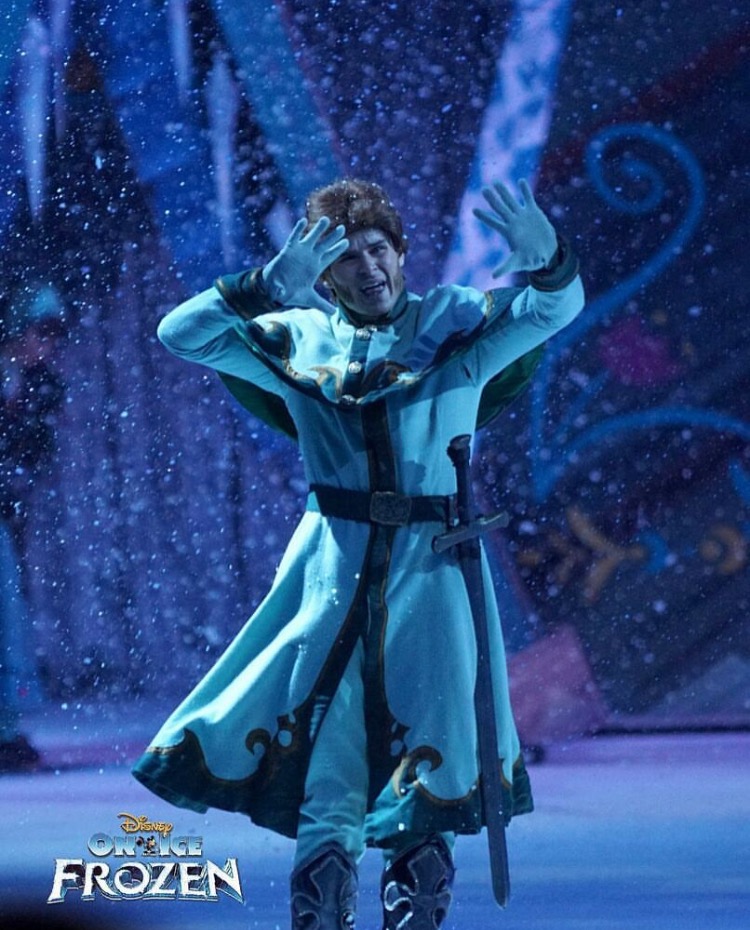 EECC Travels: Review of Disney on Ice presents Frozen - April 2016