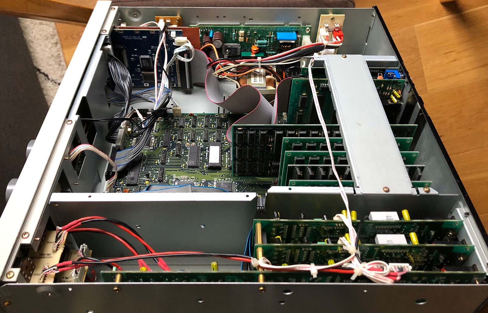 MATRIXSYNTH: Akai S1100 Rackmount Sampler SN 79255-00234