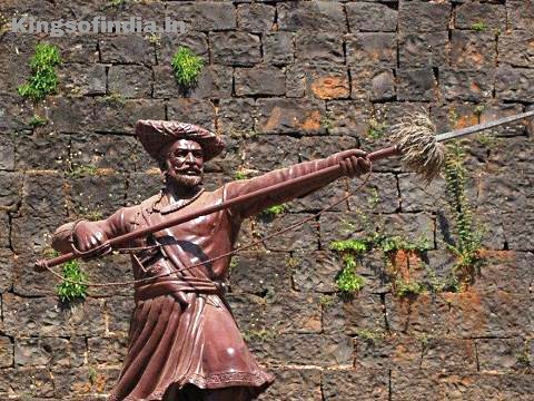 Baji Prabhu Deshpande : The legend of Pawankhind battle - KESHAV WOODWORLD