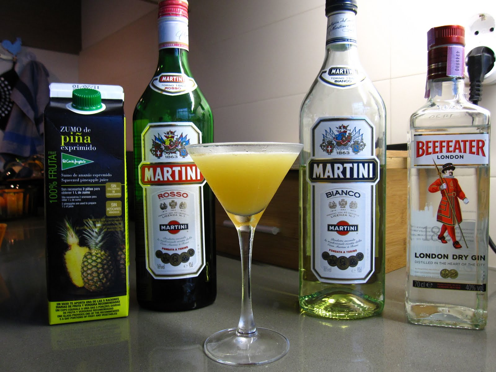 Cocktail Roulette: Louis Special Cocktail - Pineapple Week