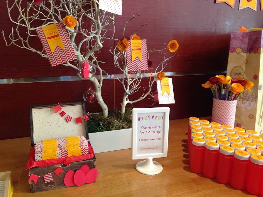 Scribble Me Happy: Red Egg and Ginger Party