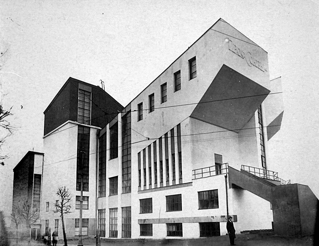 seleccionARTE: CONSTRUCTIVISMO RUSO: EL CLUB DE TRABAJADORES RUSAKOV de ...