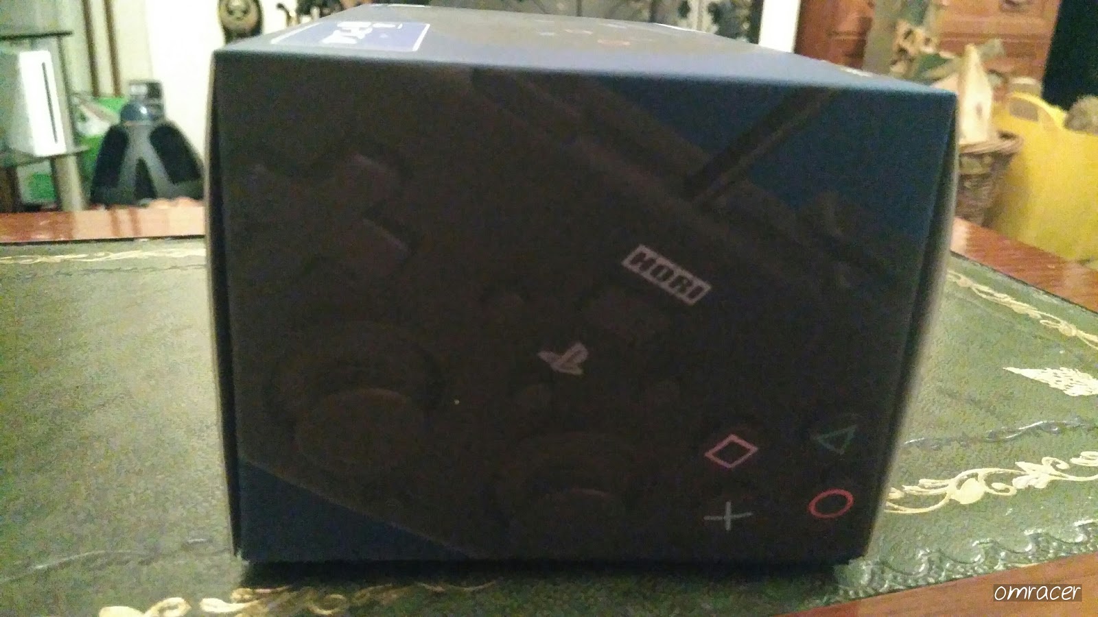 omracer Reviews: Hori Mini PS4 Gamepad (Black)