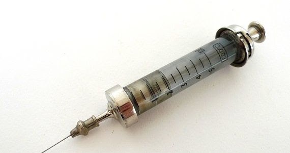 Un dermatólogo en el museo : Historia de la Jeringa (IV): La jeringa Luer