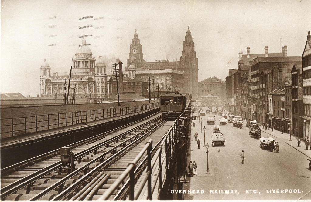 Gutted Arcades of the Past: Liverpool Overhead Railway
