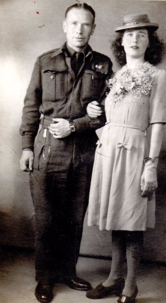 Vintage Soldier Wedding – 50 Lovely Photos Capture Married Couples in ...