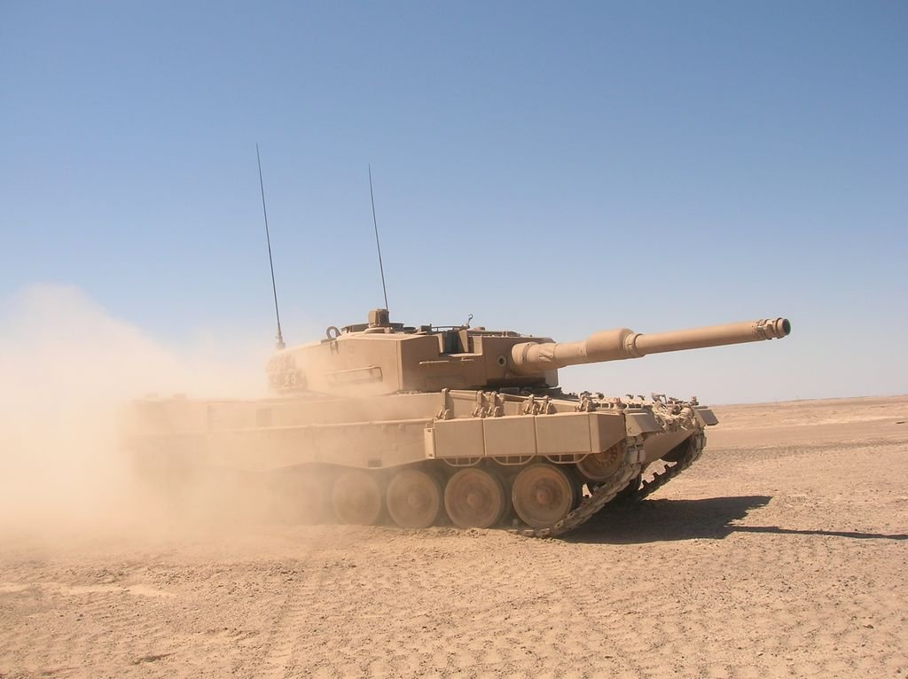 DEFENSA CHILENA: LEOPARD 2A4CH