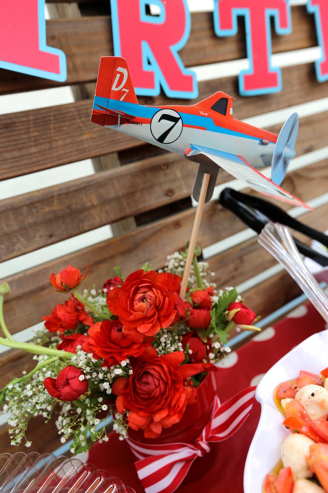 the COOP: PLANES PARTY