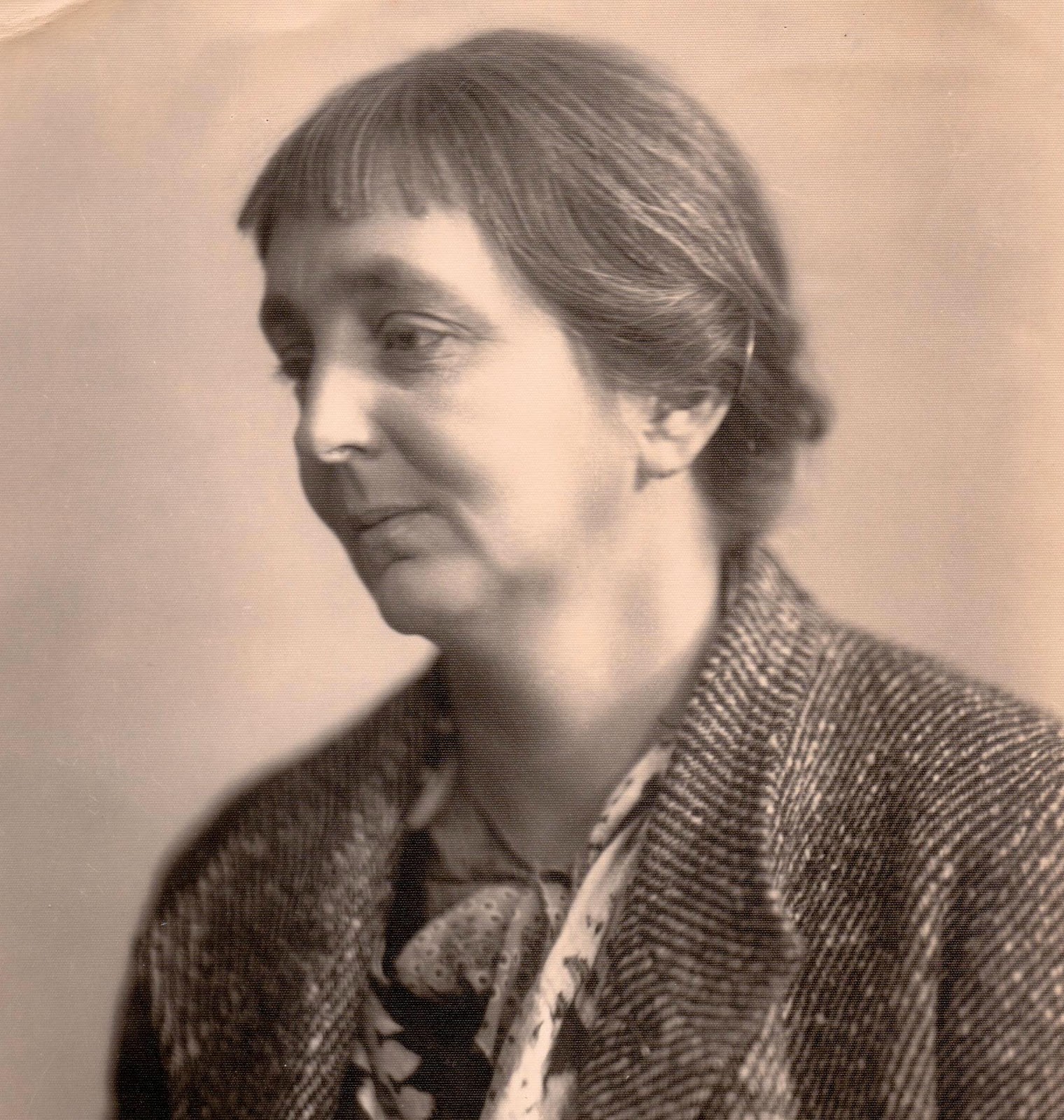 Reading and Art: Dora Altounyan