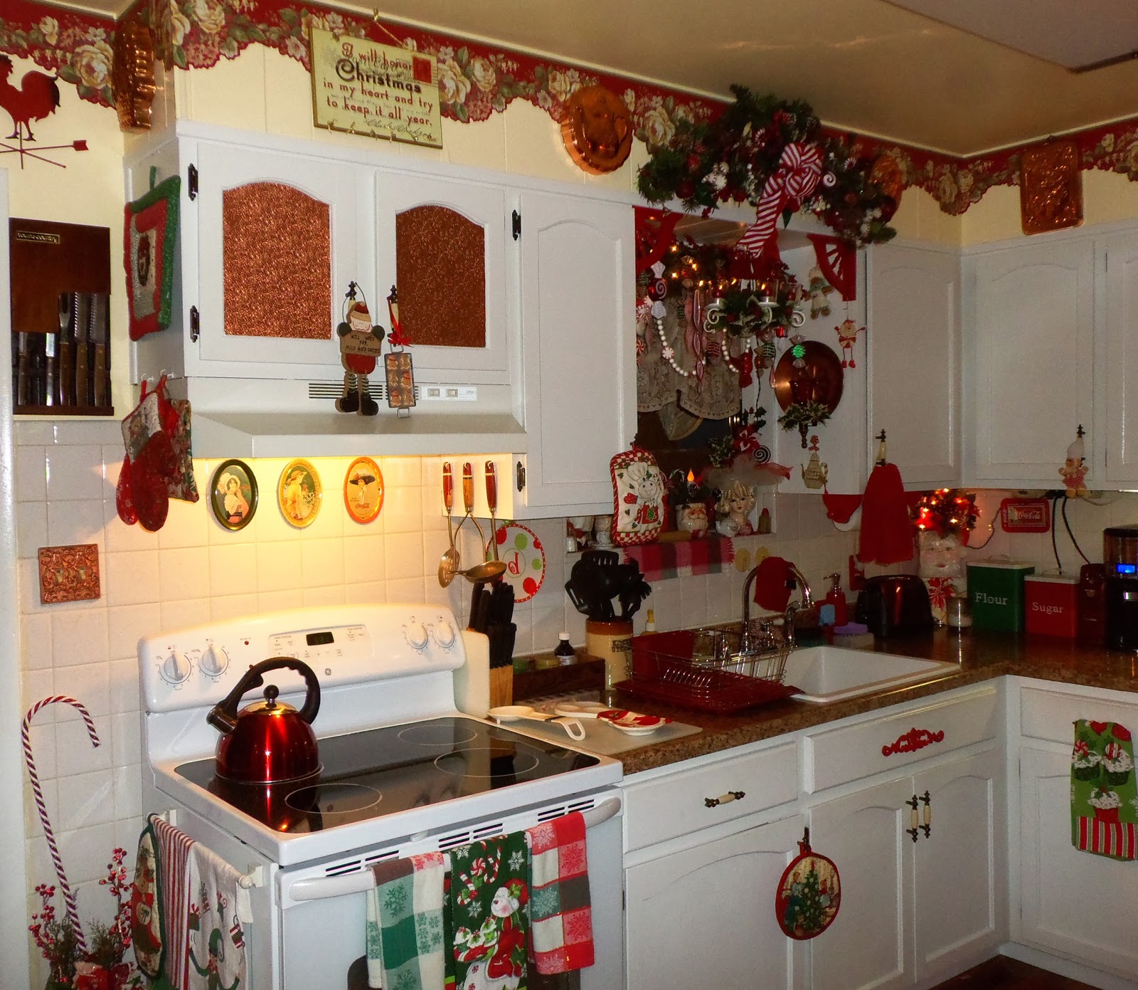A DEBBIE-DABBLE CHRISTMAS: 2013 Christmas Home Tour, Part 4, A ...