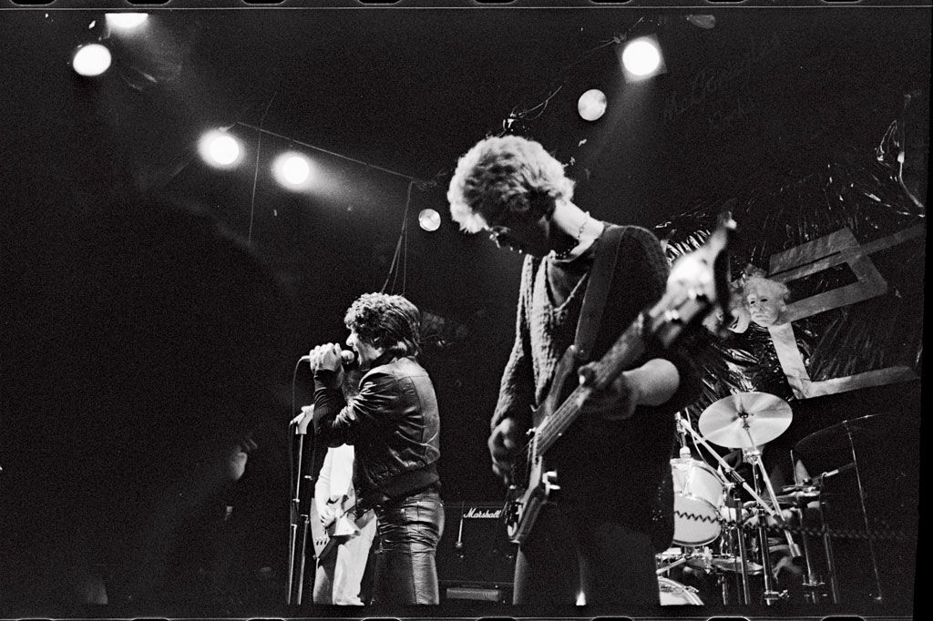 U2 Sombras e Árvores Altas - Blog: A Trilogia De 'Three'