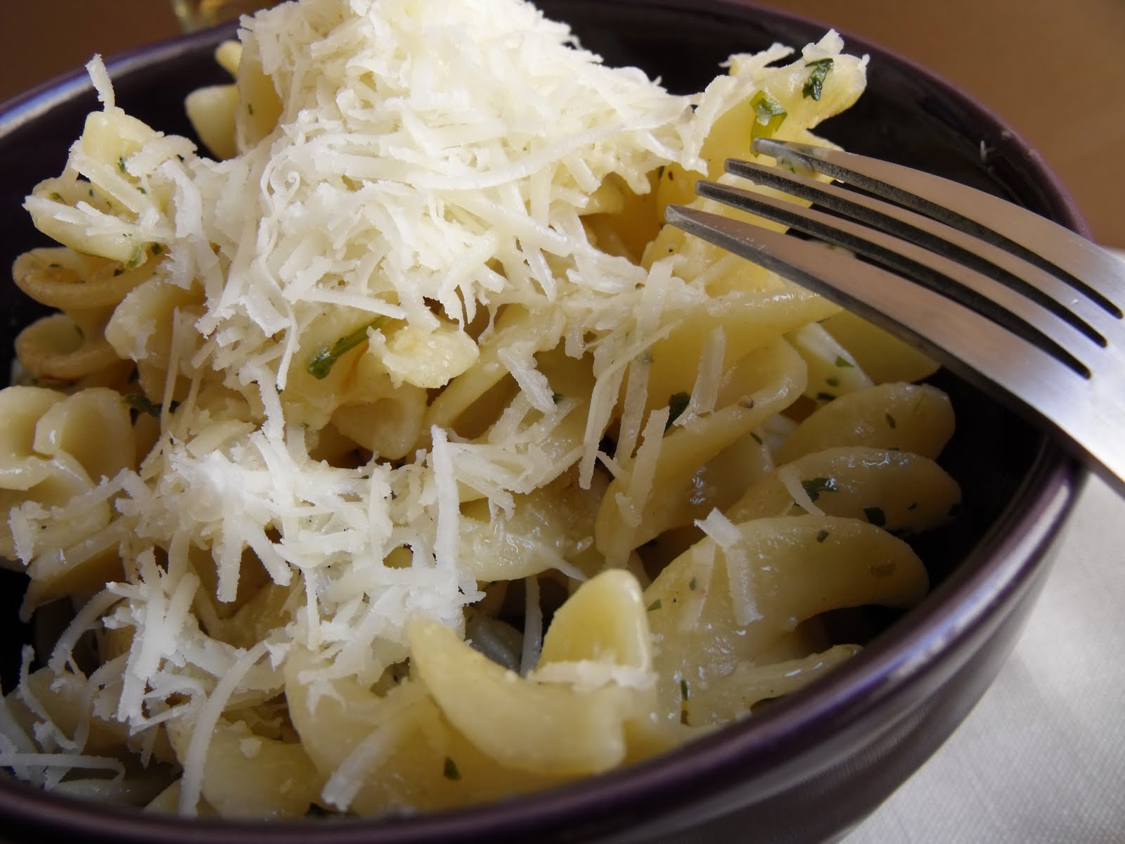 Fusilloni al aglio e olio | Cocinar es ponerse