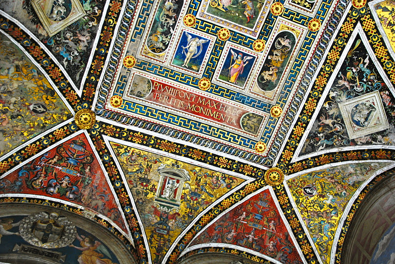 Wanderlust Traveler: Tuscany, Italy (Siena, San Gimignano, Pisa)