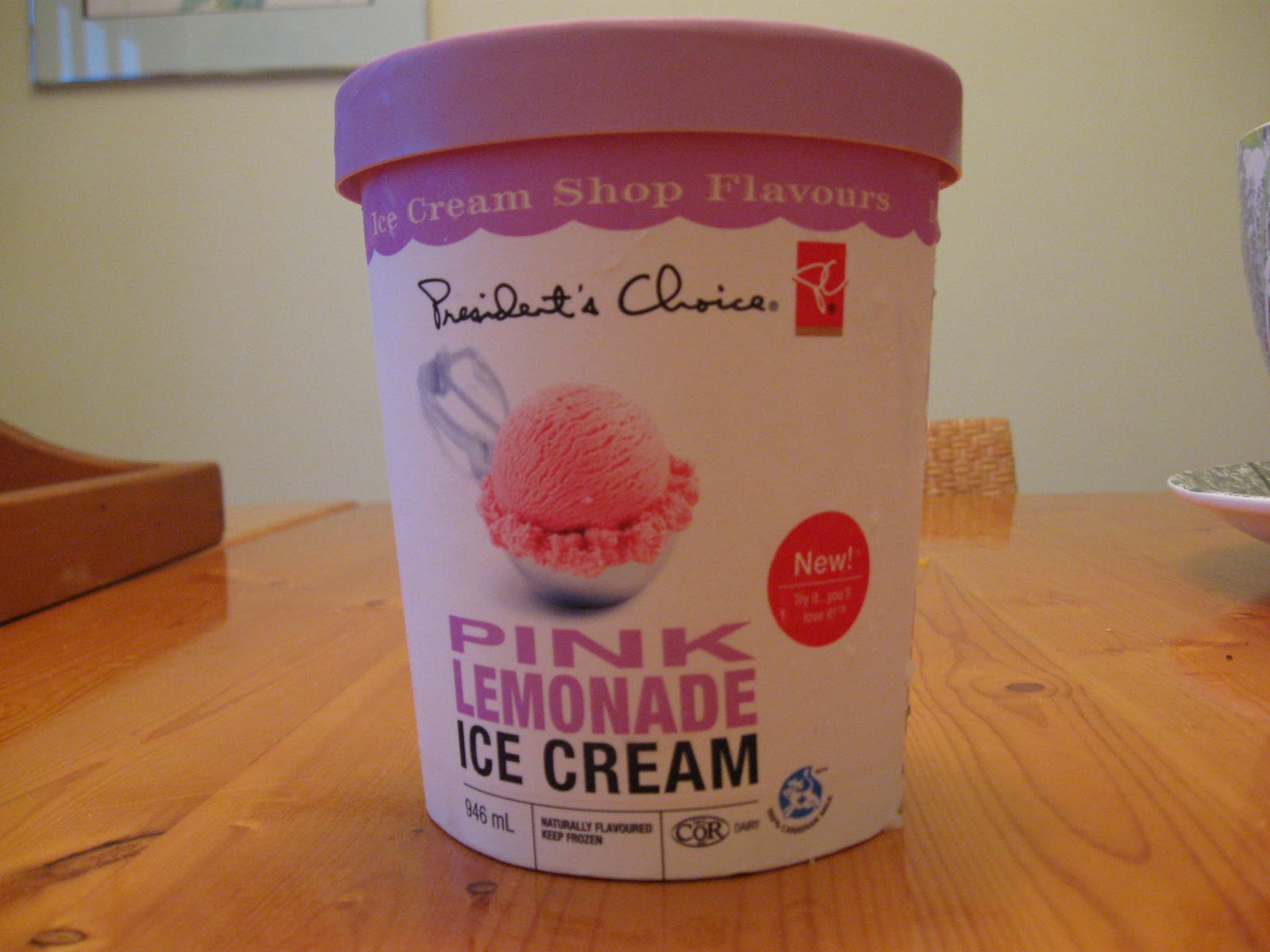 Two Girls, One Scoop: Review: President's Choice "Pink Lemonade"