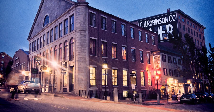 Corey Templeton Photography: Mariner's Church Building - Another Angle