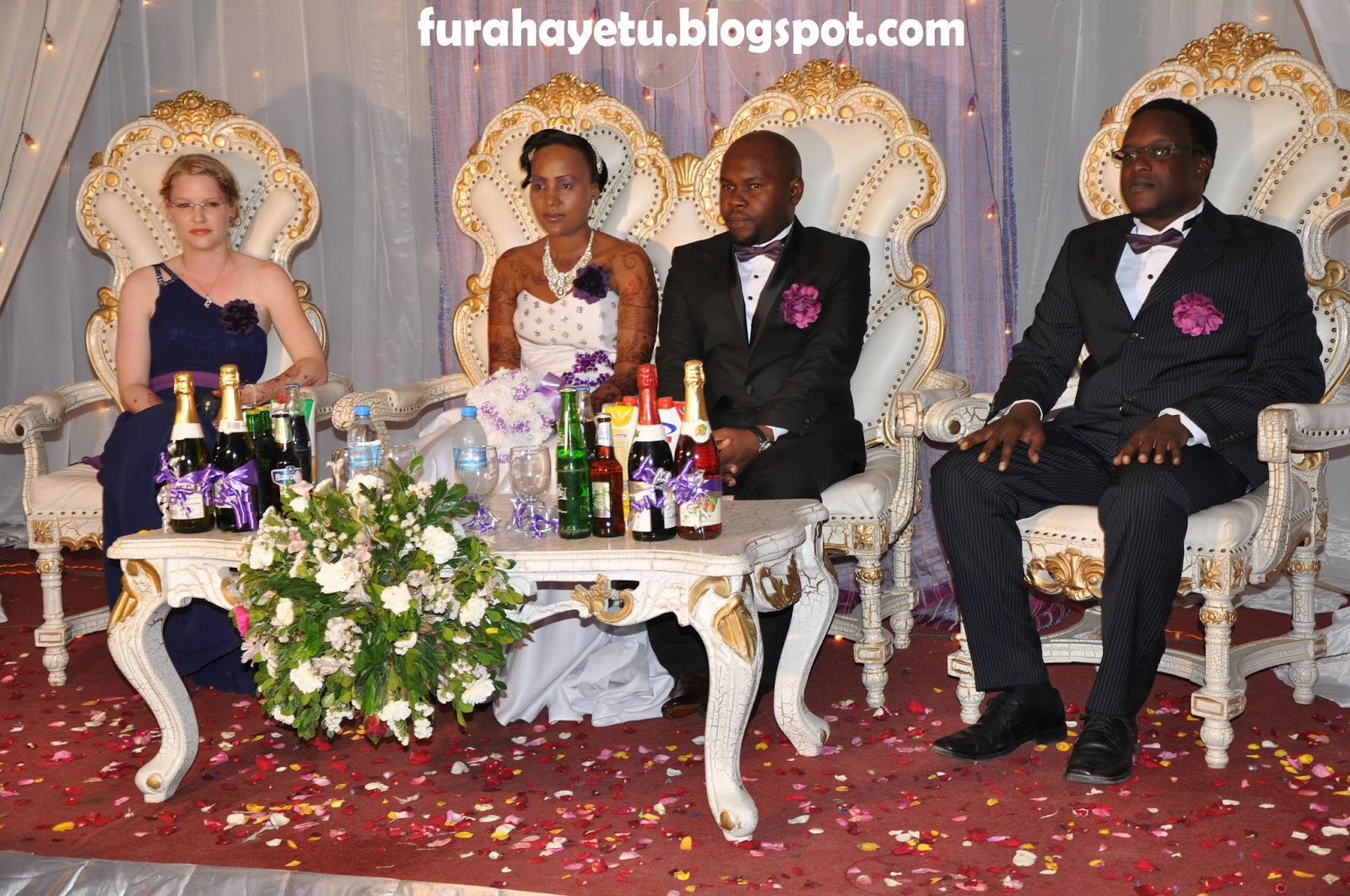 Furaha Yetu: Sherehe ya Harusi ya Farahani na Monila