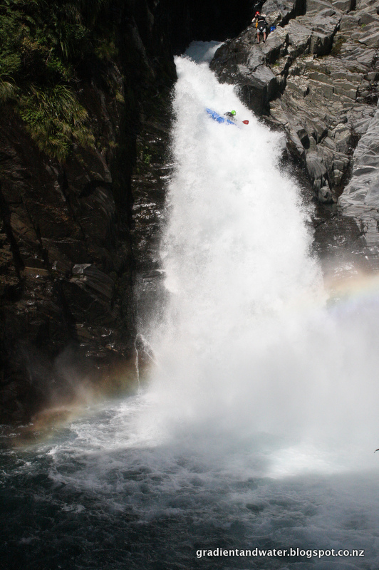 Gradient & Water: Gallery - Images Worth a Look