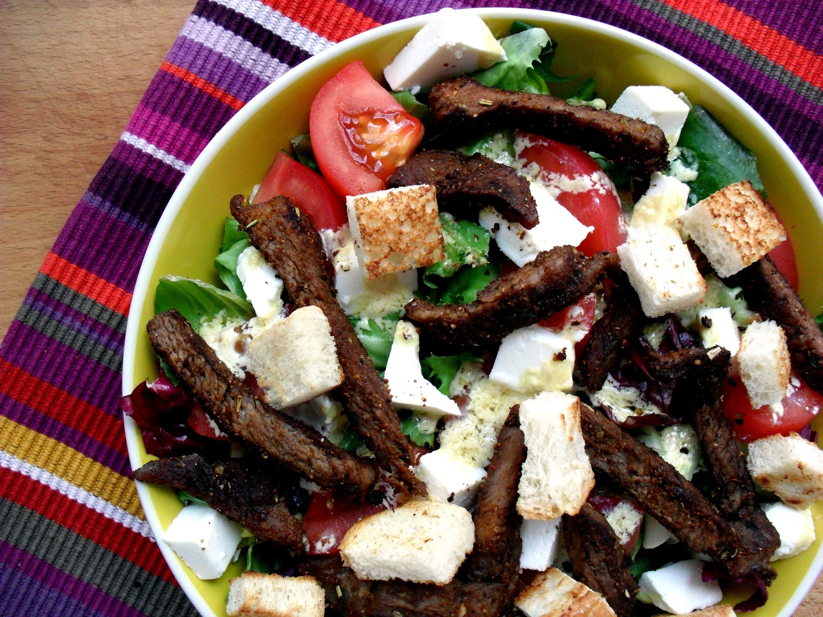 Kuchnia Alisz: Sałatka z wołowiną