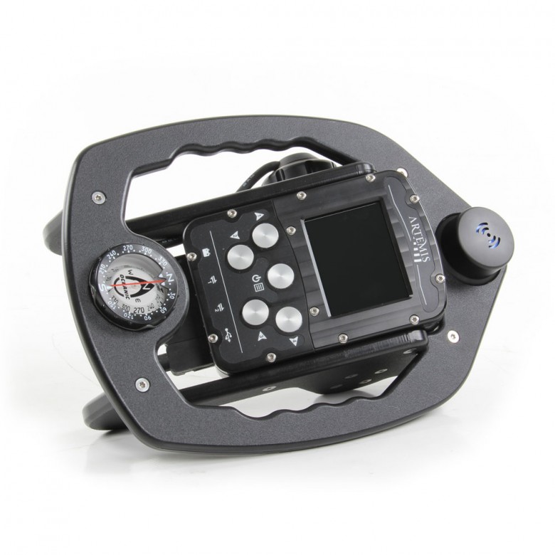 Diver Handheld Sonar & Navigation Console - UNDERSEA MAGAZINE ...