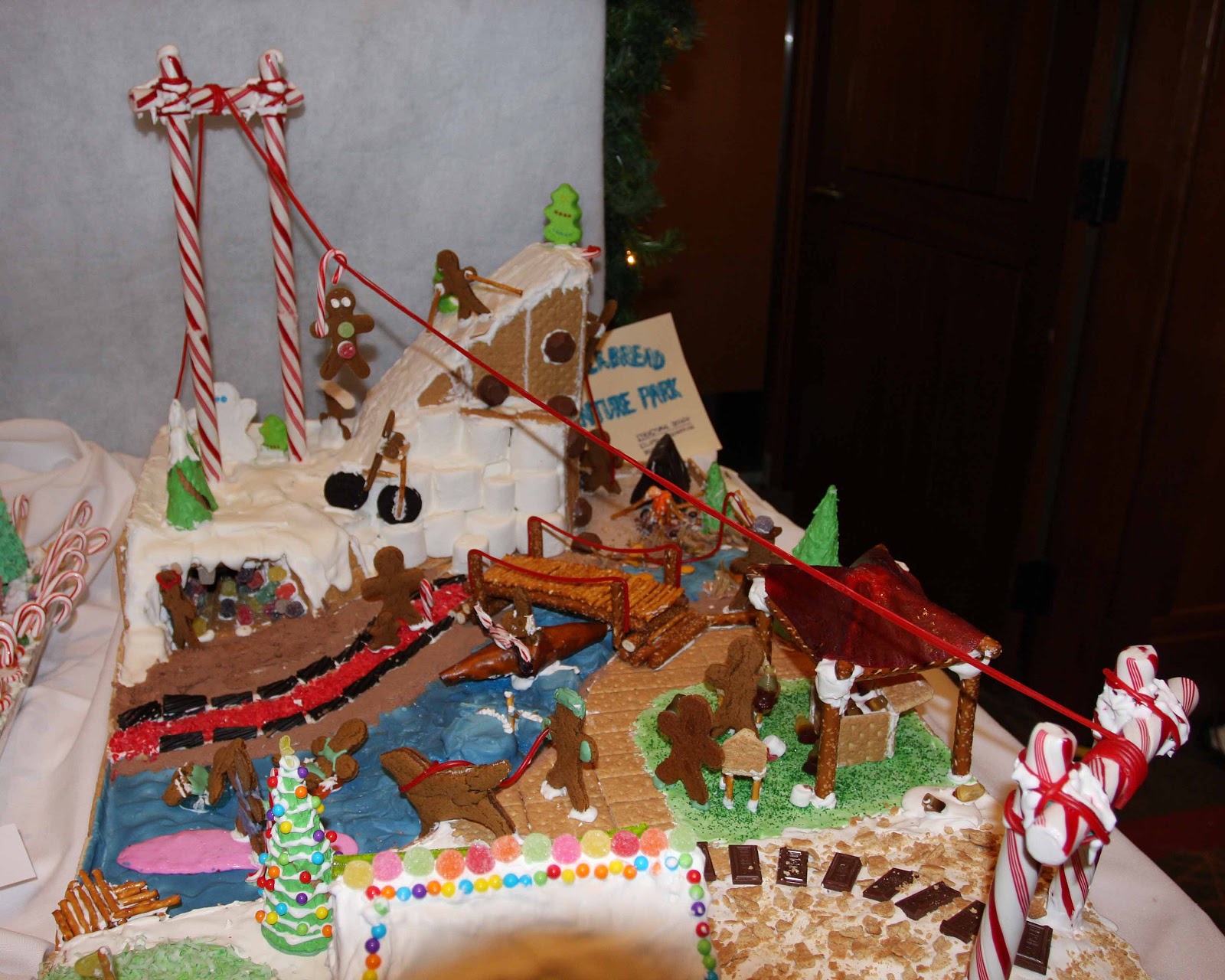 Linda's Lens: Gingerbread Fun