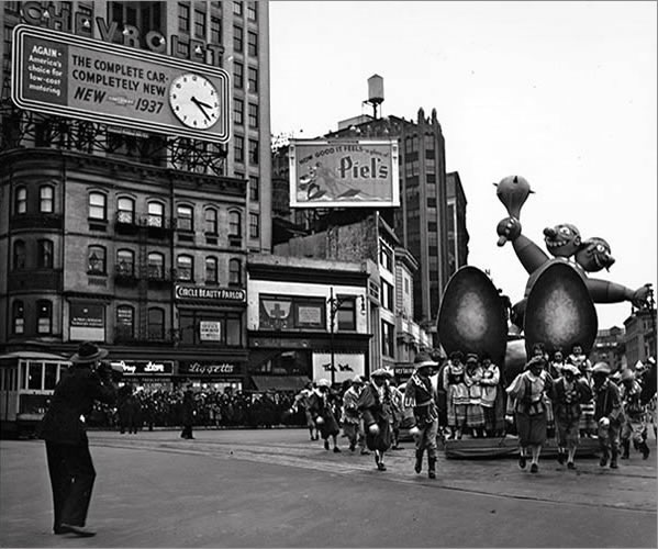OLTRE IL MURO: ARTE e FOTOGRAFIA: JOHN GUTMANN | PHOTOGRAPHER