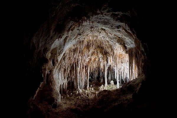 Creative Writing : Cave