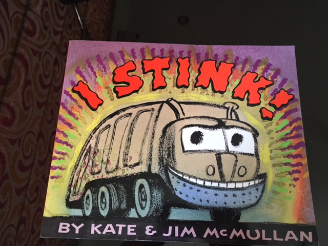 Spoonfuls of Kindergarten: Earth Day- Garbage Truck Craft