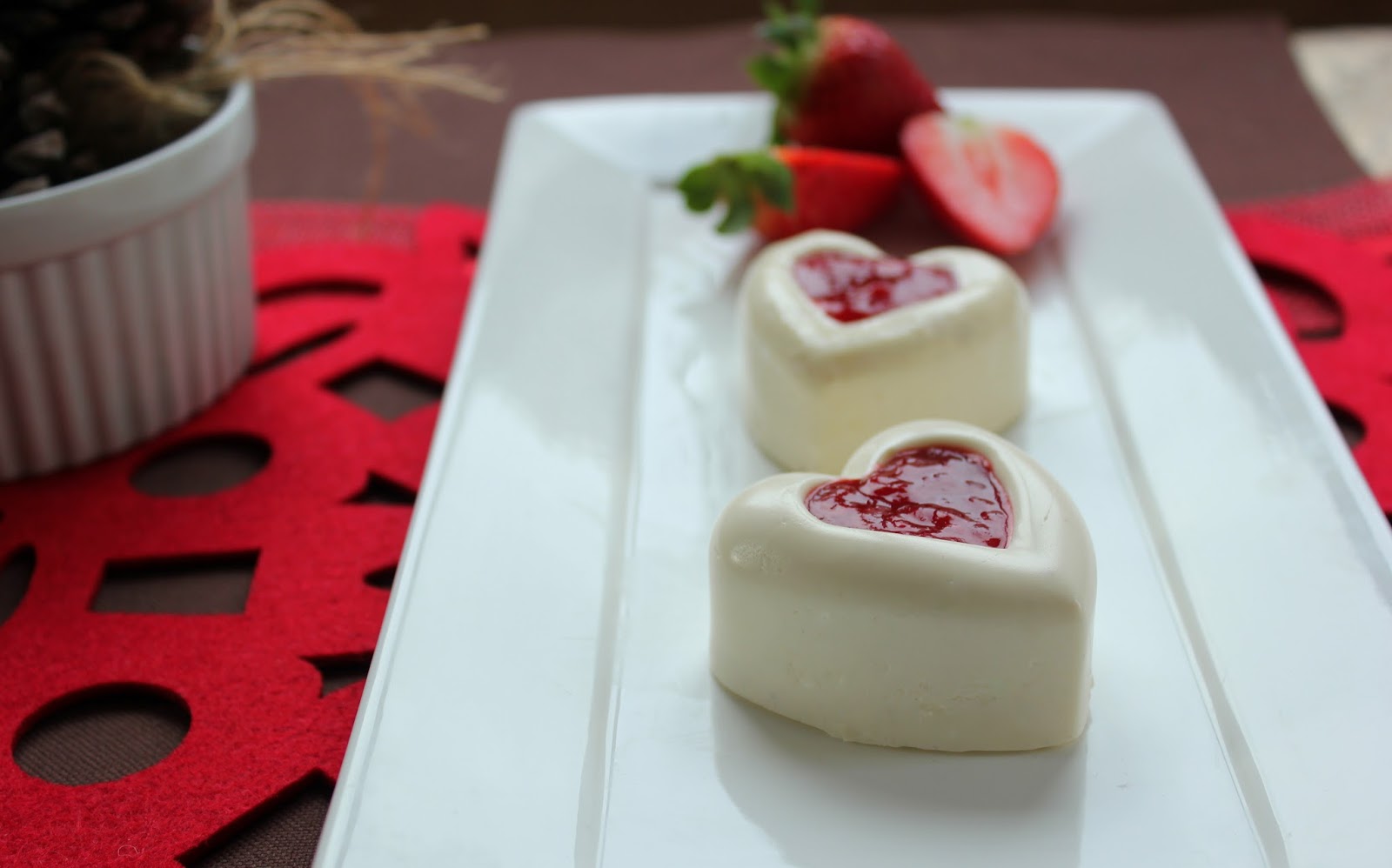Corazones de Mousse de Chocolate Blanco y Fresas. Especial San Valentín ...