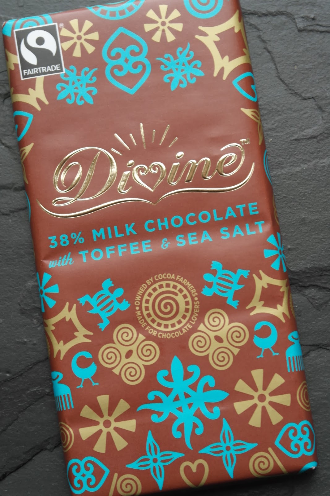 The World of Chocolate: Divine 38% Milk Chocolate Toffee and Sea Salt