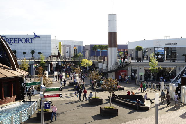 Freeport inaugura centro de congressos