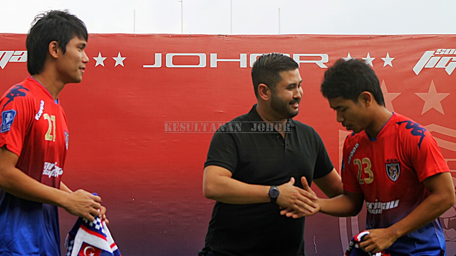 Kesultanan Johor: Fadhli Shas, Irfan Fazail milik JDT