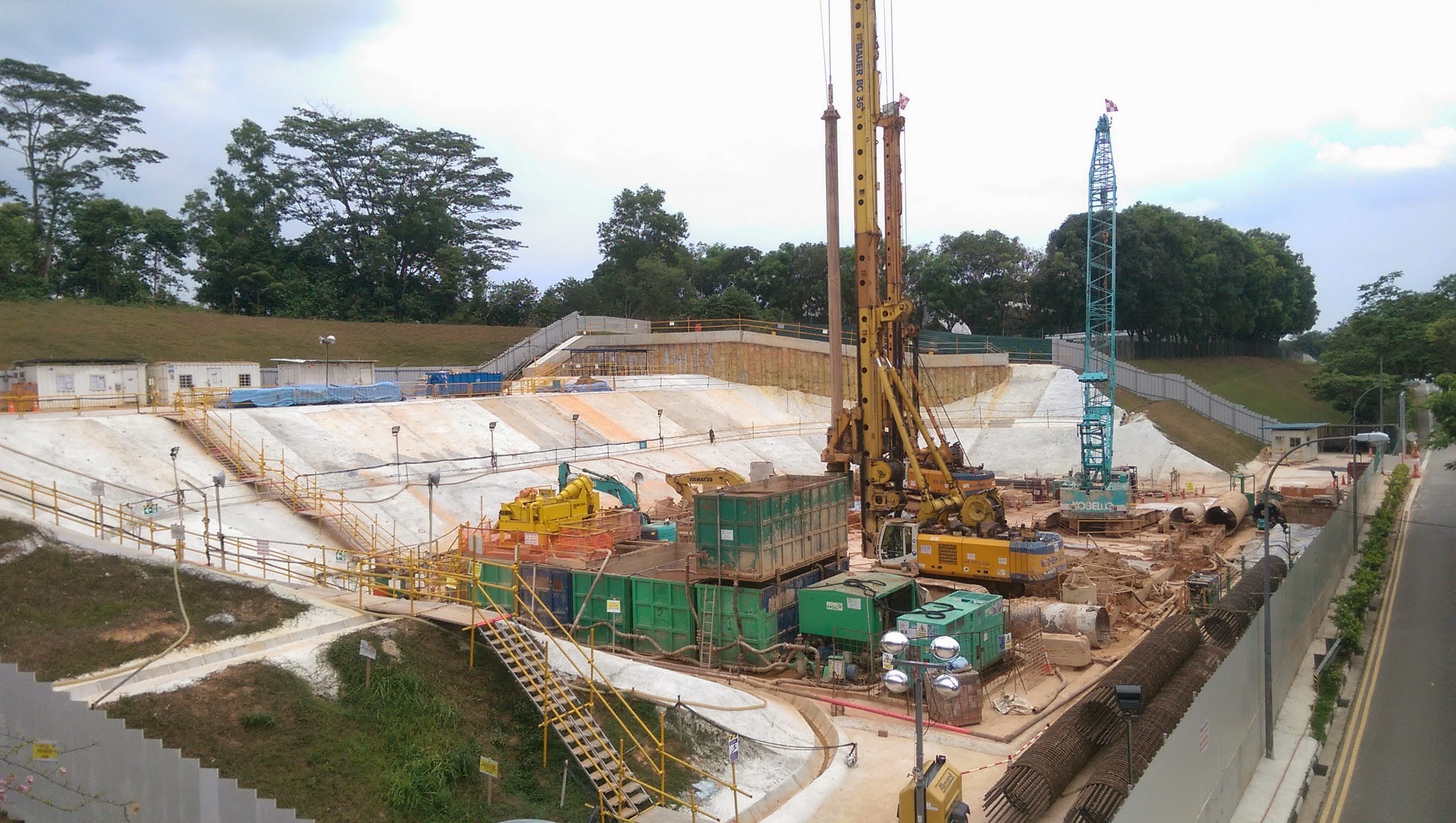Thomson Line Construction: Piling at Facility Building