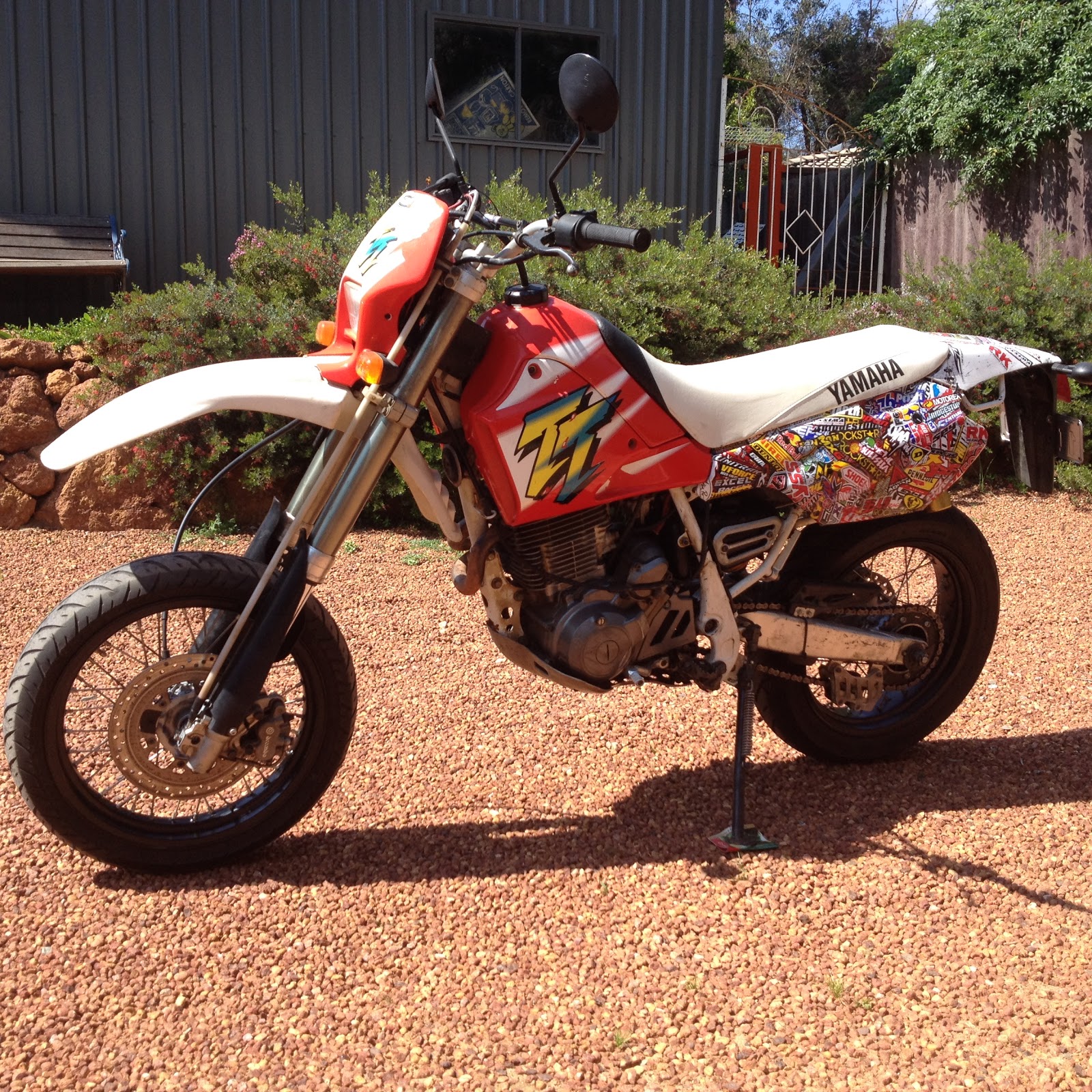 Crispy Cycles: Yamaha TT600 supermoto finito