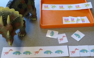 Paula's Primary Classroom: Dinosaur activities and books - roaring good ...