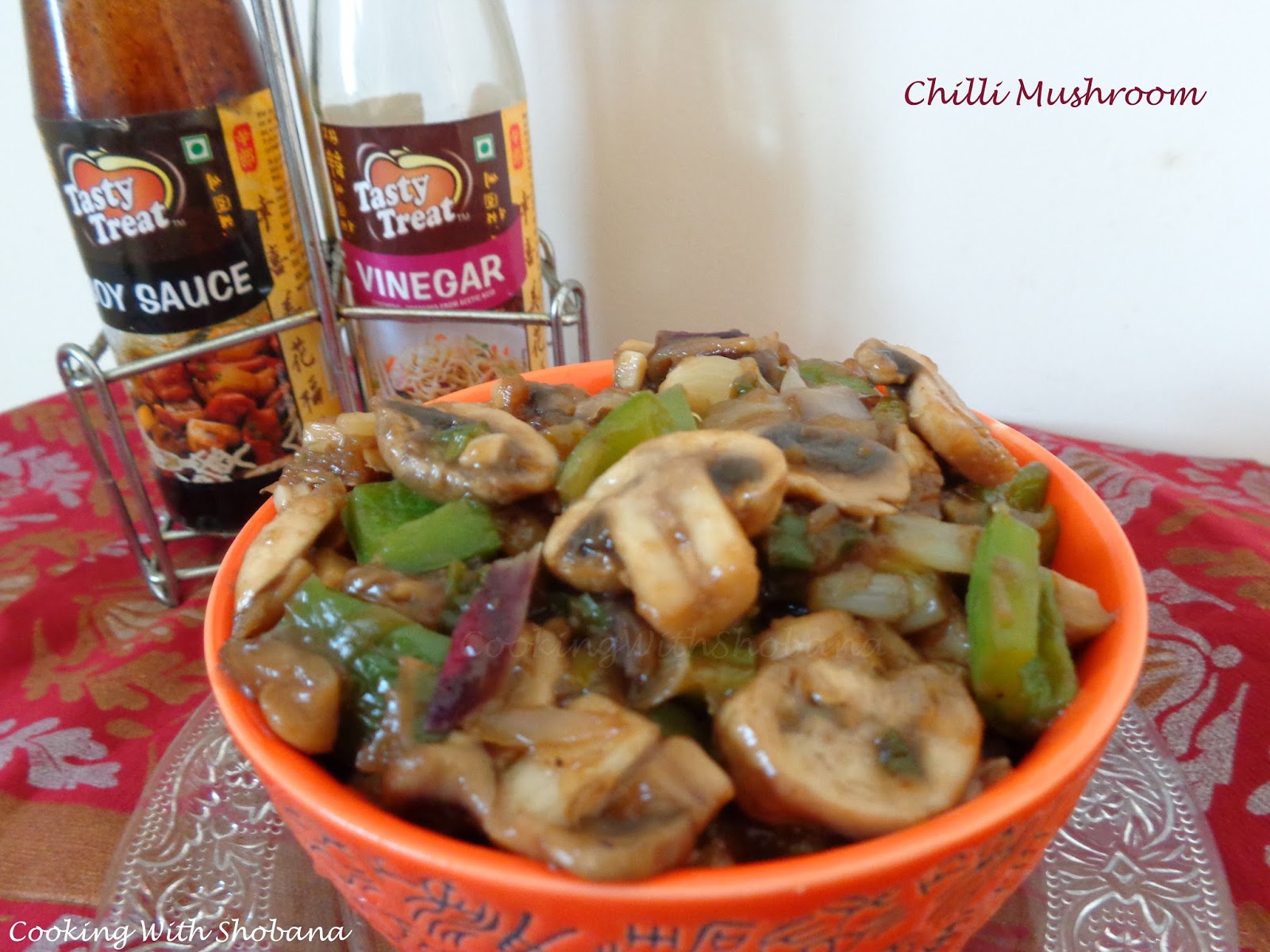 Cooking With Shobana : CHILLI MUSHROOM