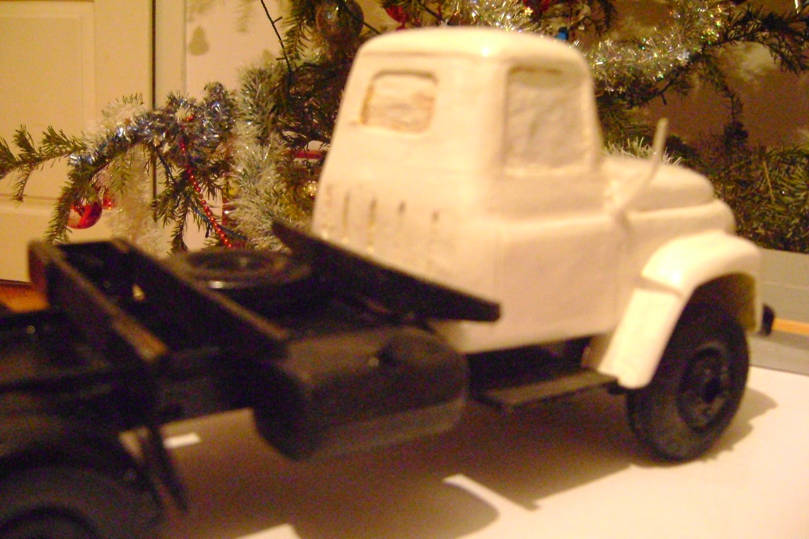 Carpati si Bucegi: Camion SR 113 in lucru(macheta)