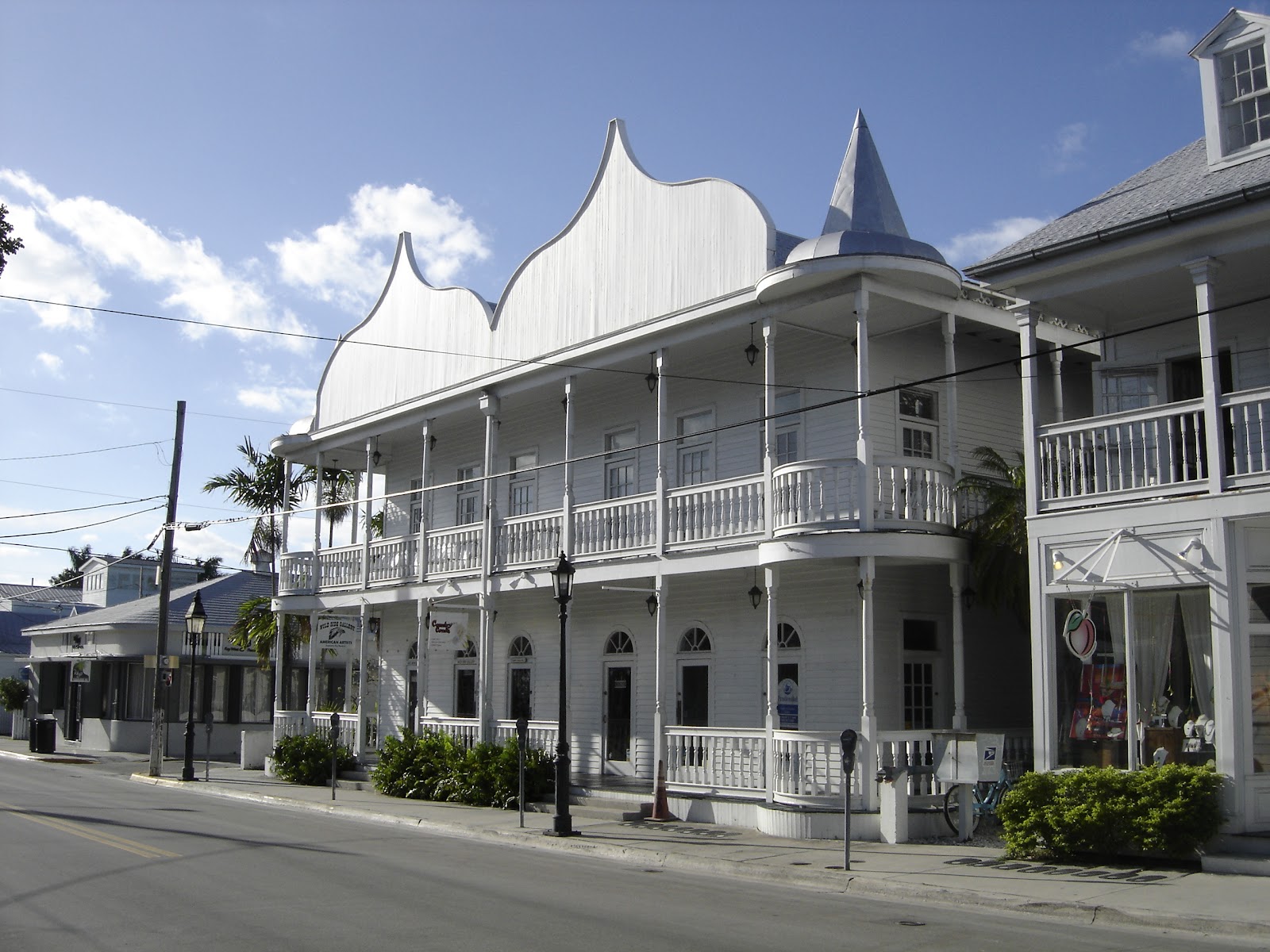 Places To Go, Buildings To See: Cuban Club - Key West, Florida