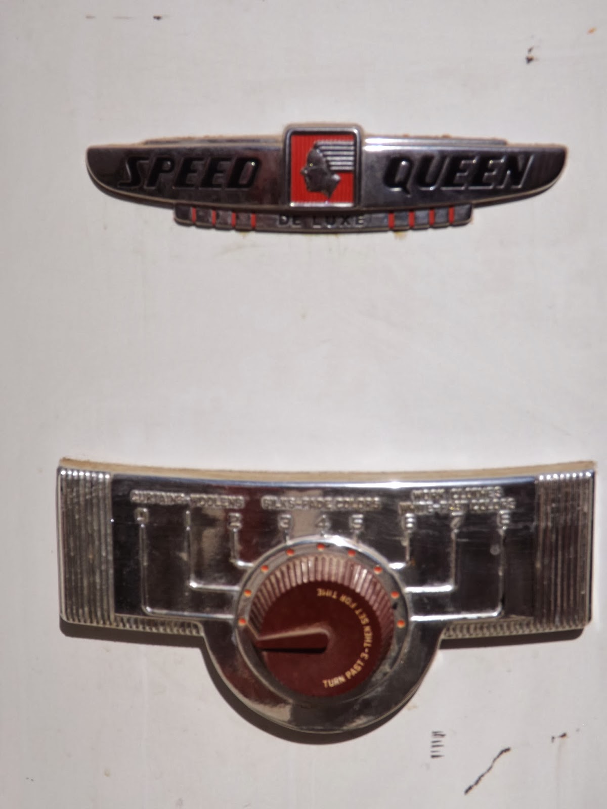 selling excess: Vintage Speed Queen Deluxe Wringer washing machine.