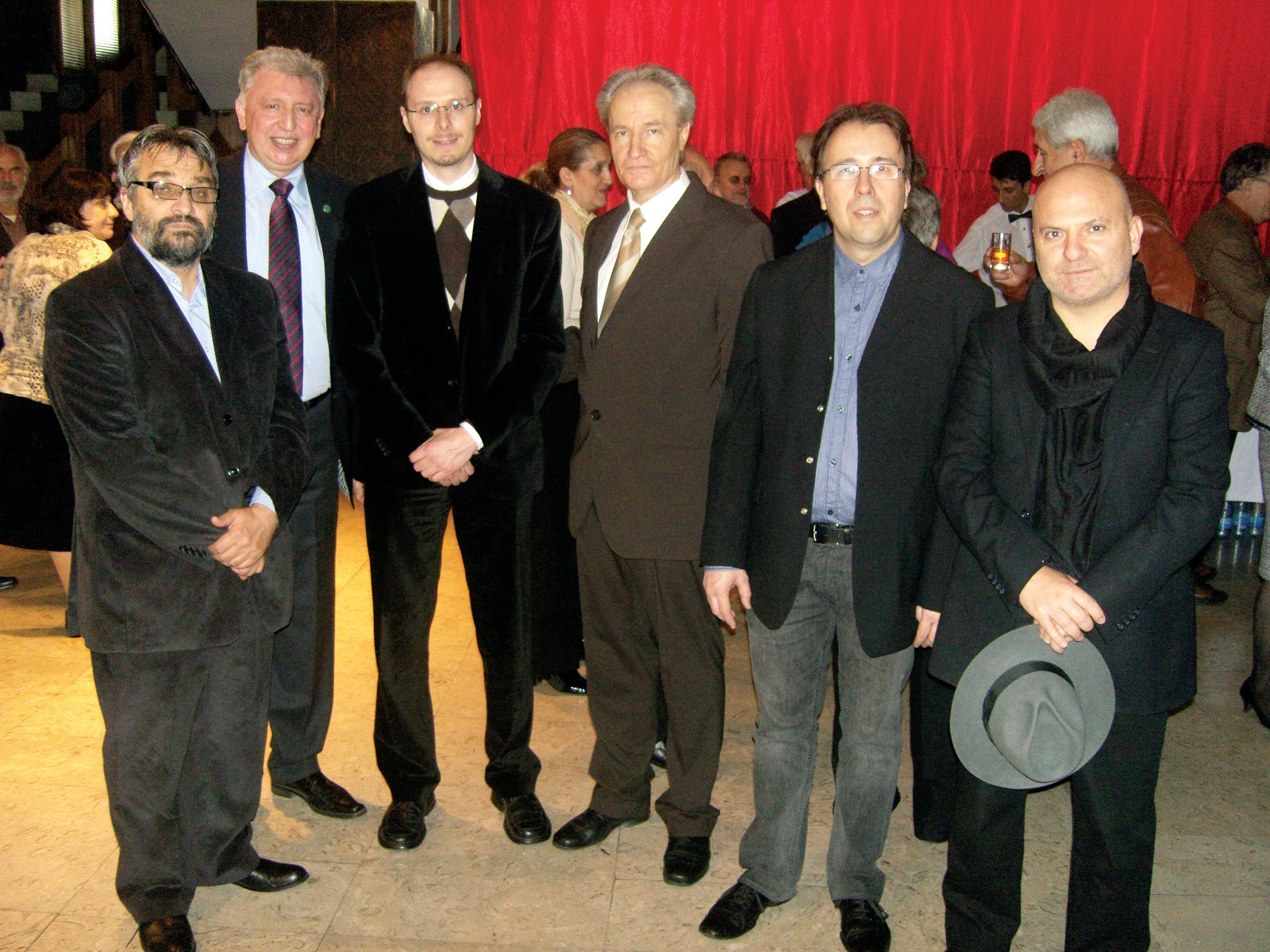 Ladislav Cvetkovski: December 2012